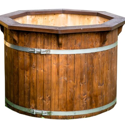 Wooden cold water tub ready for the plunge - HotBarrel